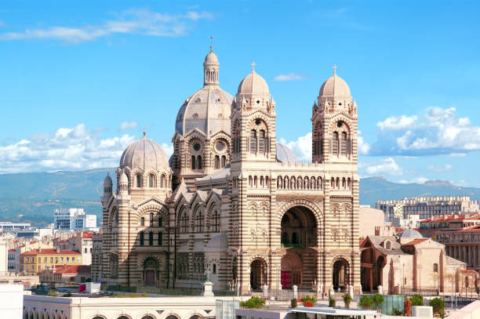Mongelli 1961 s’installe à Marseille, à deux pas du MUCEM